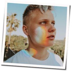 Miki Ratsula guitar chords and tabs | GuitarTabsExplorer