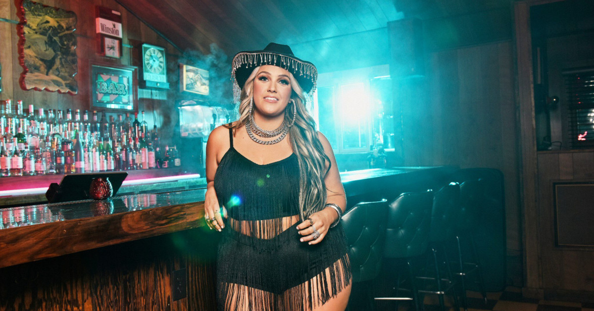 Heels In Hand - Priscilla Block Chords | GuitarTabsExplorer