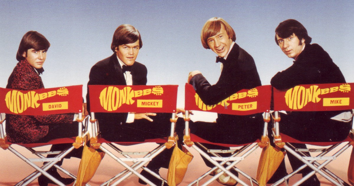 She Hangs Out - The Monkees Chords | GuitarTabsExplorer